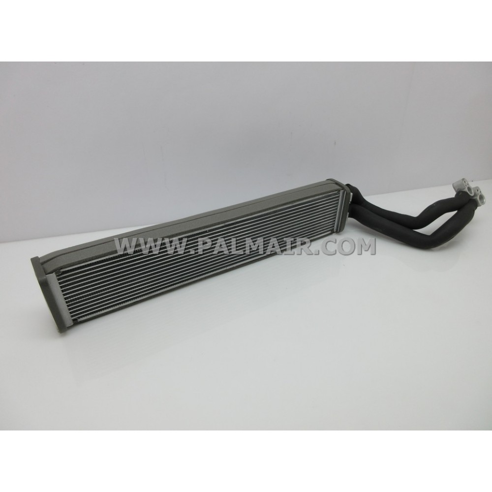 TOYOTA HIACE '04 REAR - EMAS Website